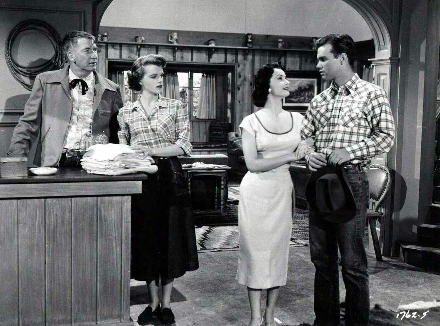 New Page 1 [www.debra-paget.com]