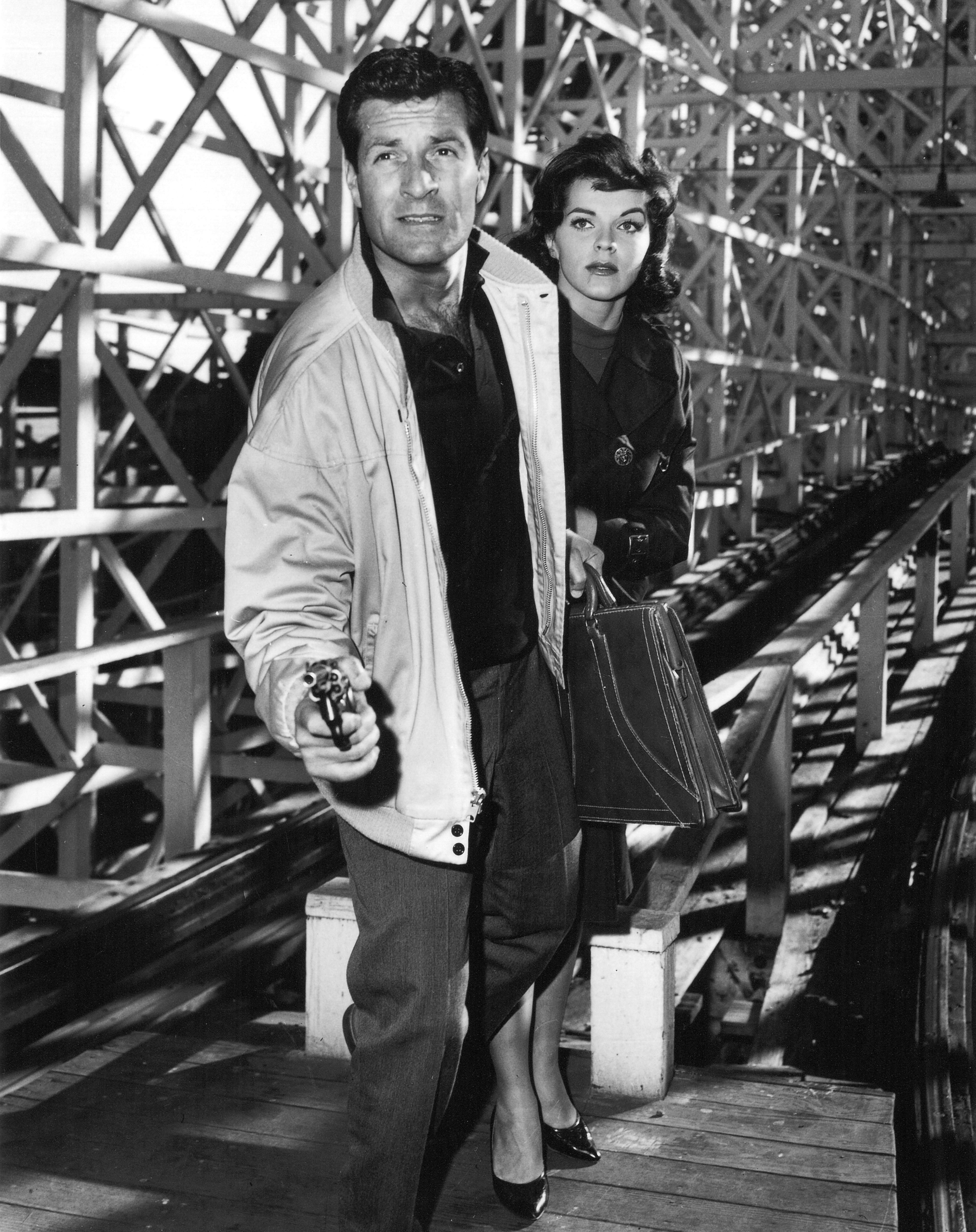 New Page 1 [www.debra-paget.com]